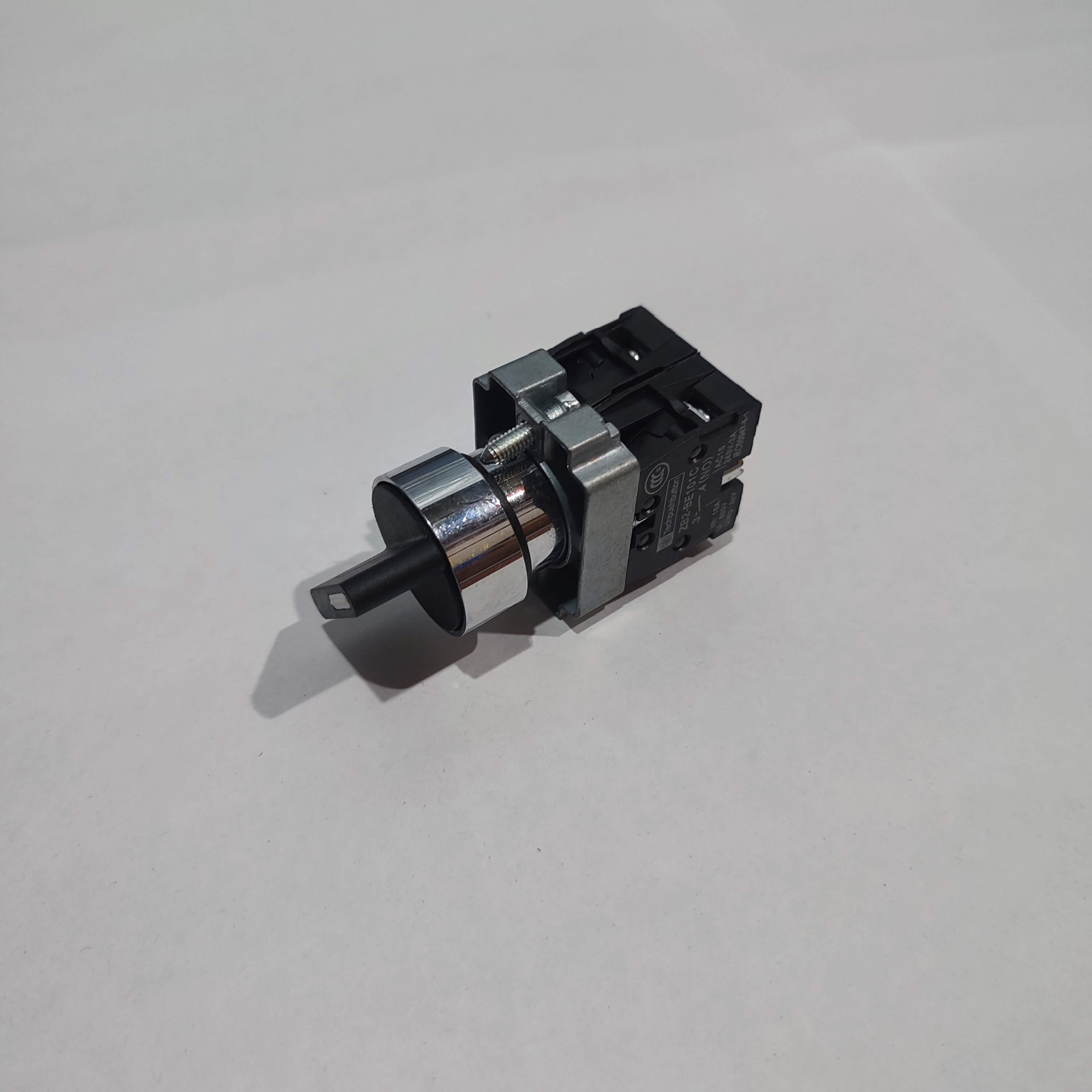 10A 3-Position 2NO Maintained Toggle Selector Switch for Industrial and Automation System ...